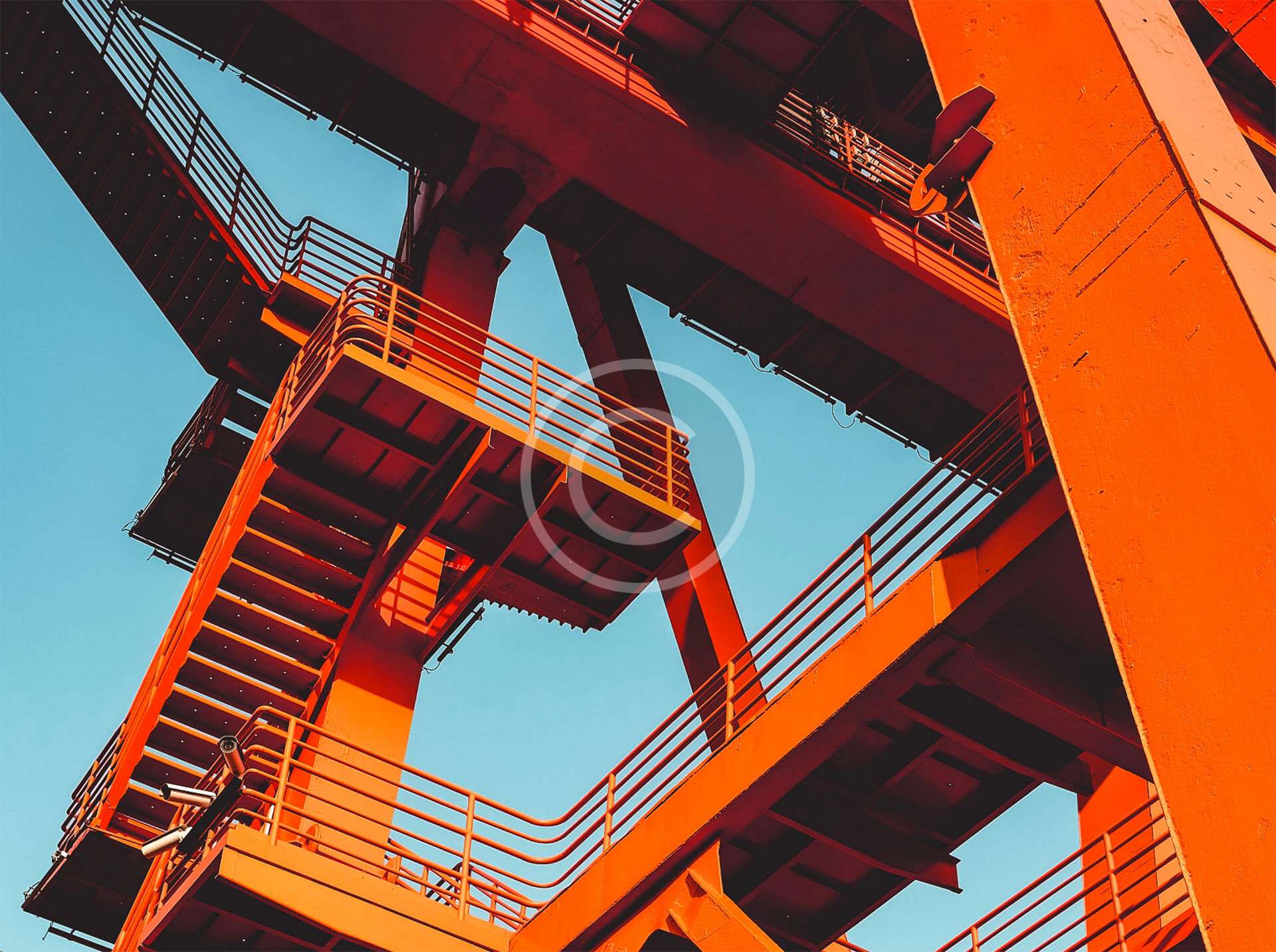 Modern architecture: steel, wrought iron and glass – SNB Enterprises